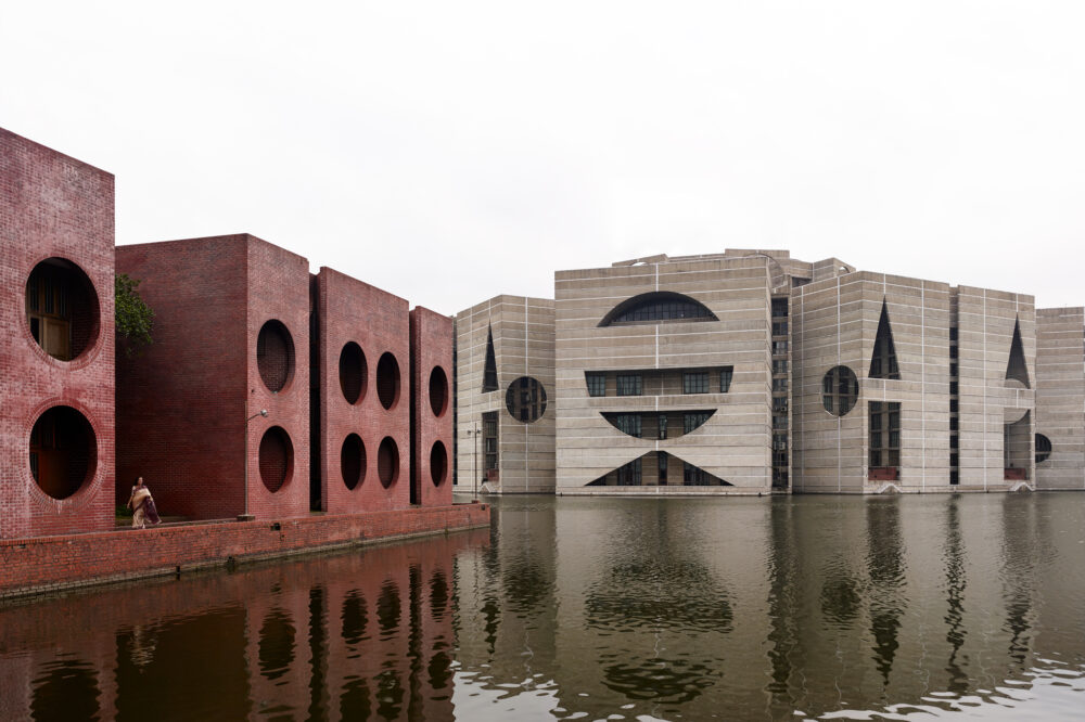 Bombay mix: Saat Rasta housing, Mumbai, India, by Studio Mumbai ...