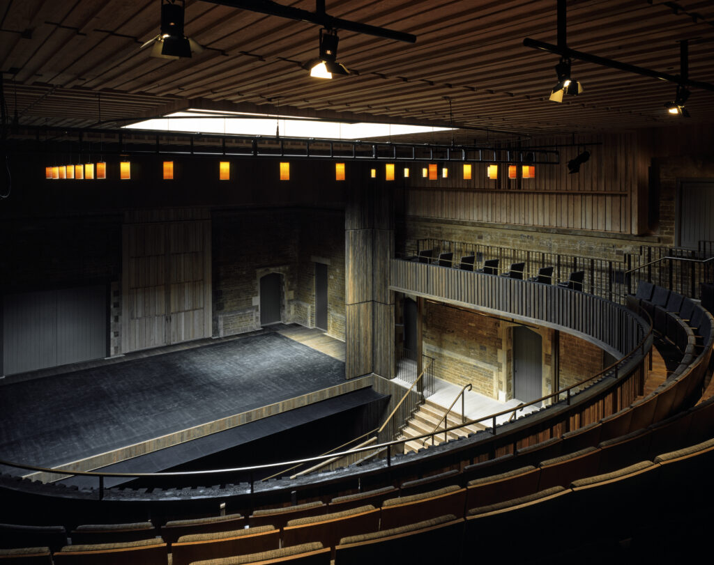 Musical theatre: Nevill Holt Opera House, UK by Witherford Watson Mann ...