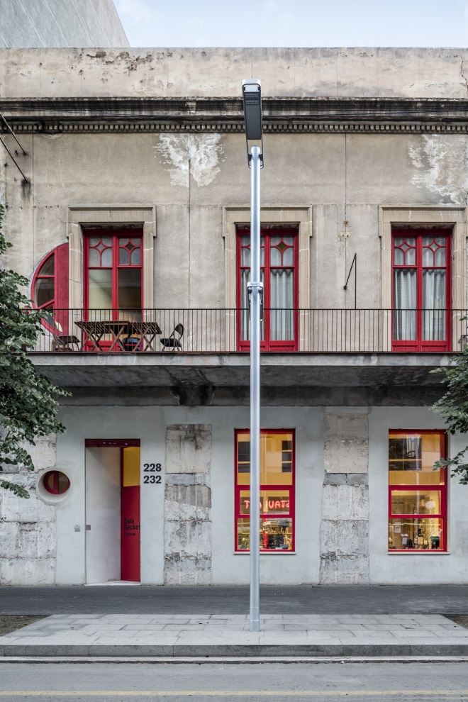 Circle of life: Flores & Prats’ Sala Beckett theatre in Barcelona ...