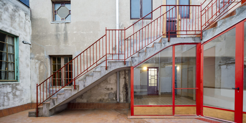 Circle of life: Flores & Prats’ Sala Beckett theatre in Barcelona ...