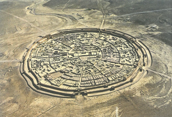 Inhabiting the earth: a new history of raw earth architecture - The ...