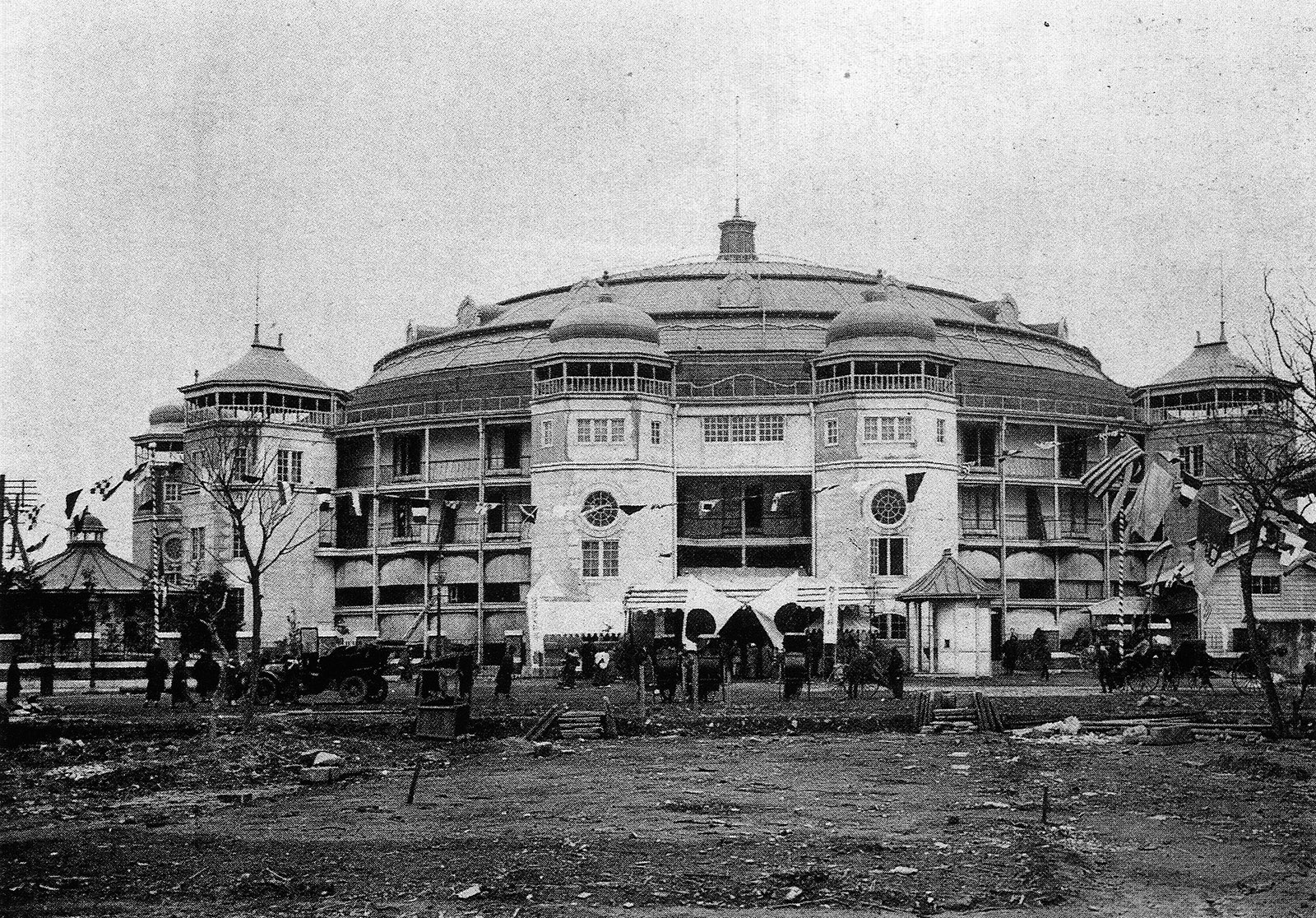 Typology: Stadium - Architectural Review