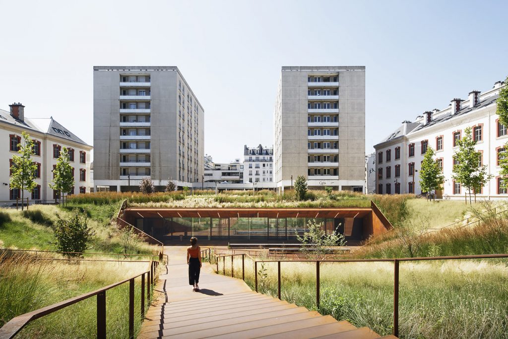 University of Law Paris faculty in Paris, France by ChartierDalix ...