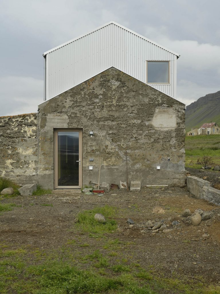 Hlöðuberg artist studio in Skarðsströnd, Iceland by Studio Bua ...