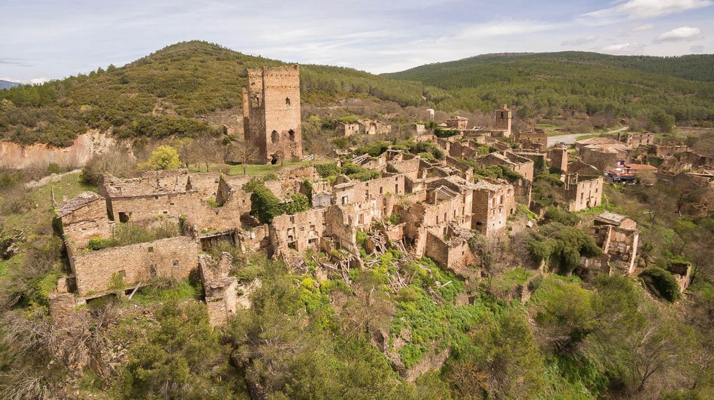 Village and chapel renovations in Ruesta, Spain by Sebastián ...