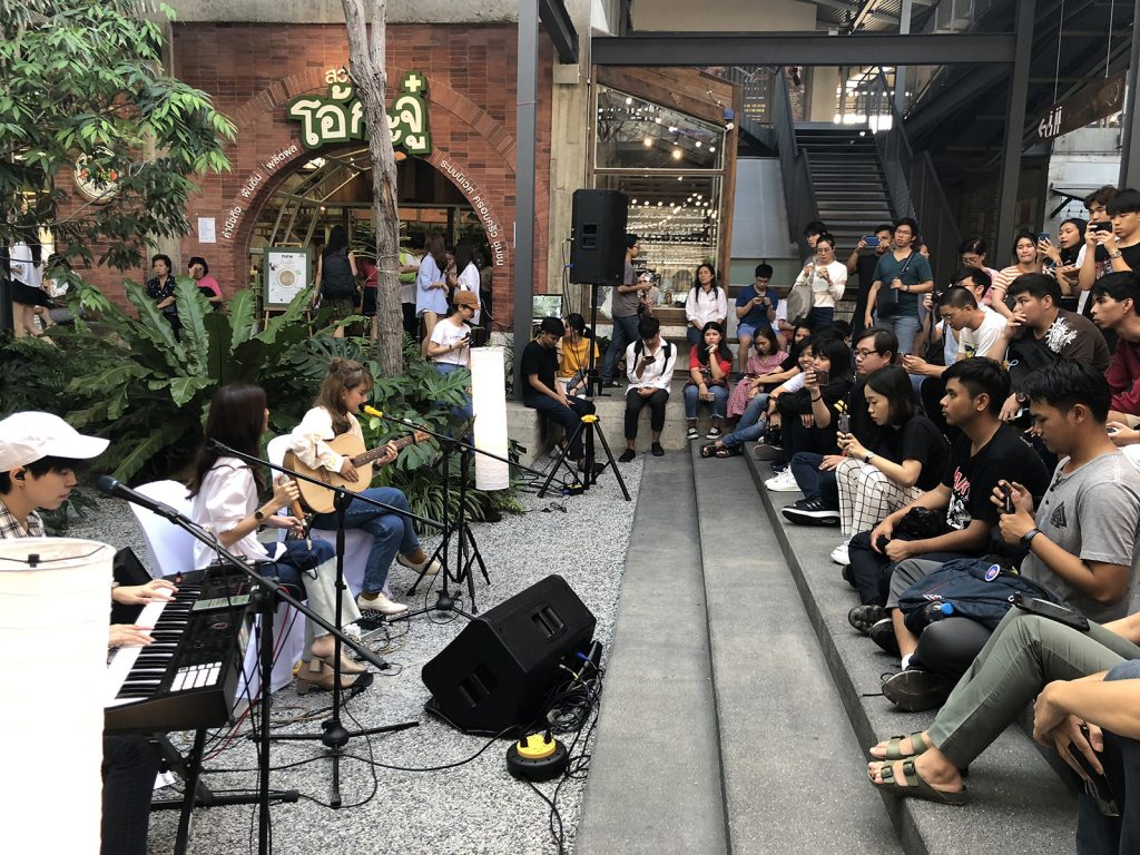 Dadfa market in Bangkok, Thailand by M Space - Architectural Review