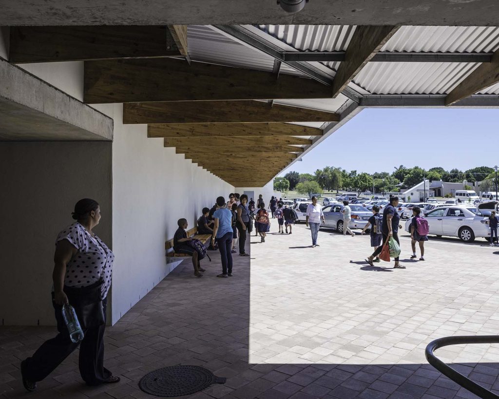 Cheré Botha School in Cape Town, South Africa by Wolff Architects ...