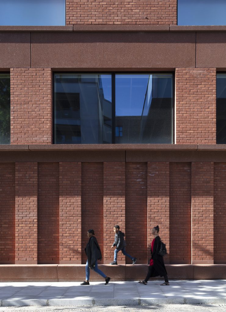 Hackney New Primary School in London, UK by Henley Halebrown ...