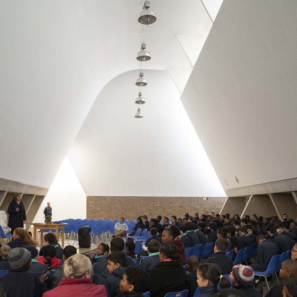 Cheré Botha School in Cape Town, South Africa by Wolff Architects ...