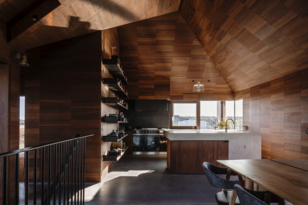 Bass Coast Farmhouse in Victoria, Australia by John Wardle Architects ...