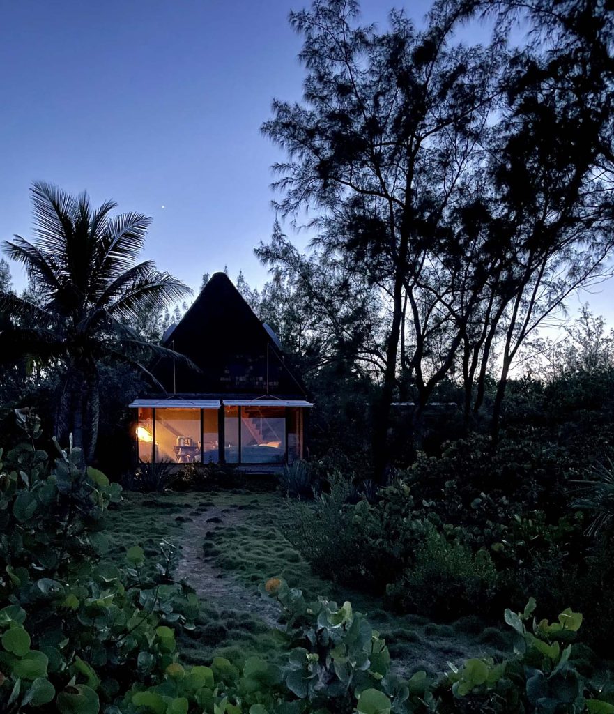 Brillhut in the Bahamas by Brillhart Architecture - Architectural Review