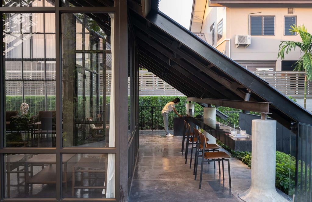 Dog/Human House in Nakhon Pathom, Thailand by Ekar Architects ...