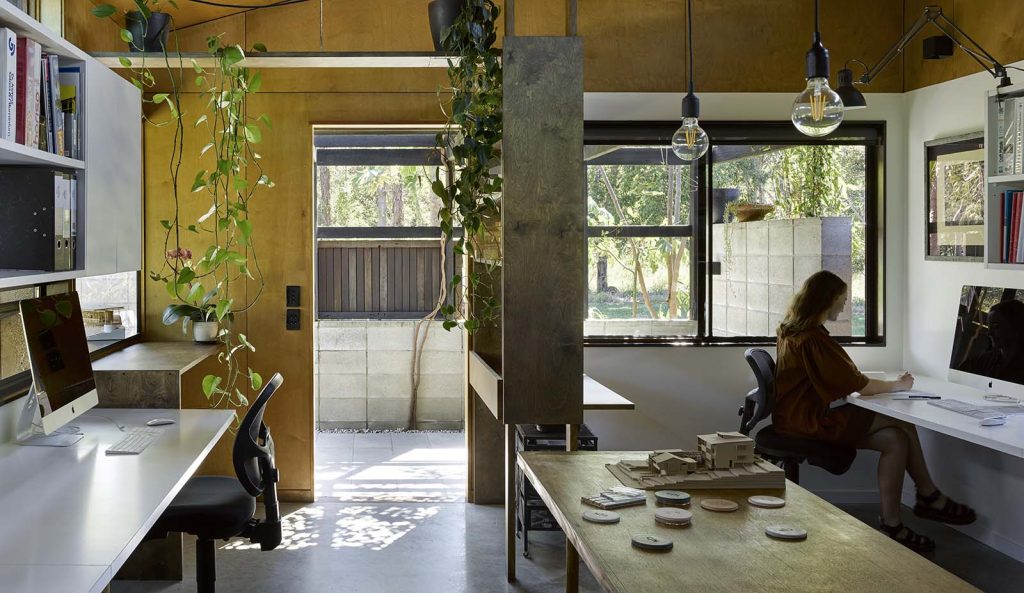 Live Work Share House in Queensland, Australia by Bligh Graham ...