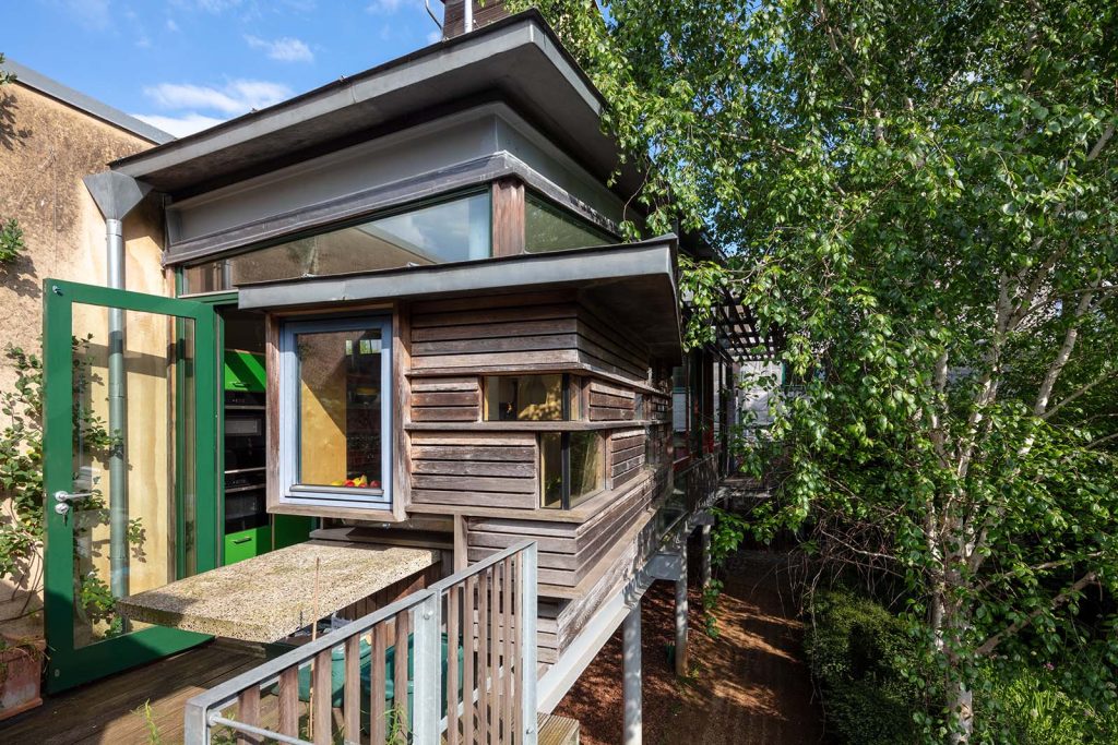 Revisit: Straw Bale House in London, UK by Sarah Wigglesworth ...