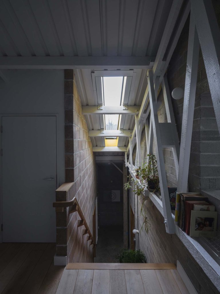 Cowshed in Devon, United Kingdom by David Kohn Architects - Architectural Review