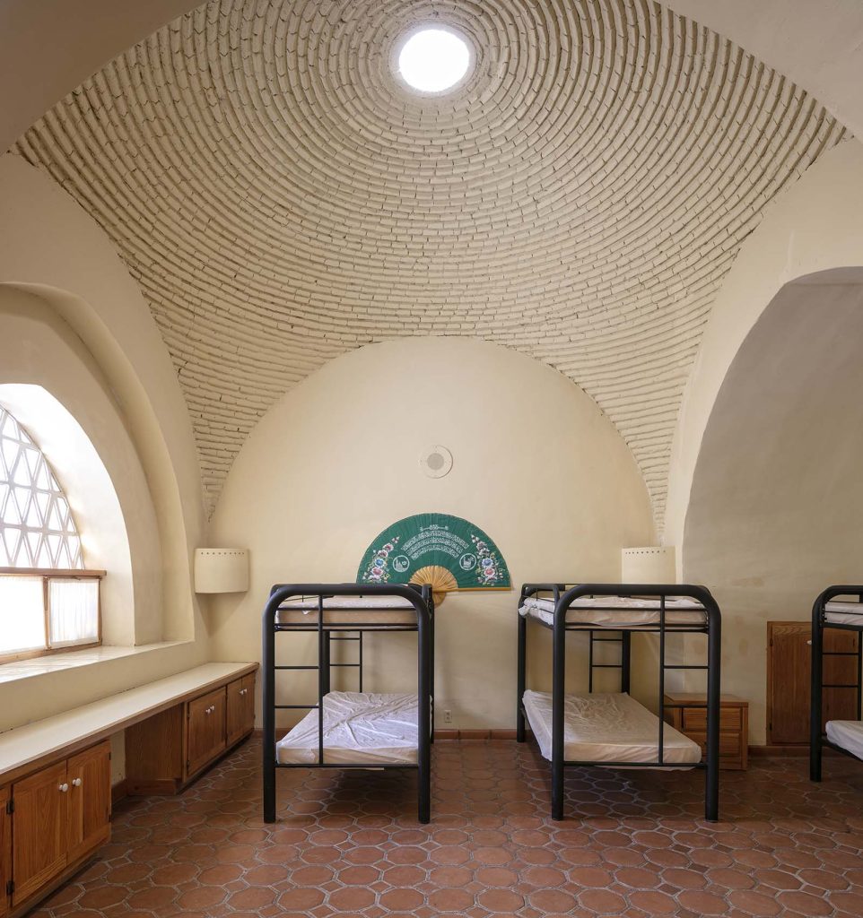 Revisit: Dar al Islam centre in Abiquiú, United States by Hassan Fathy ...