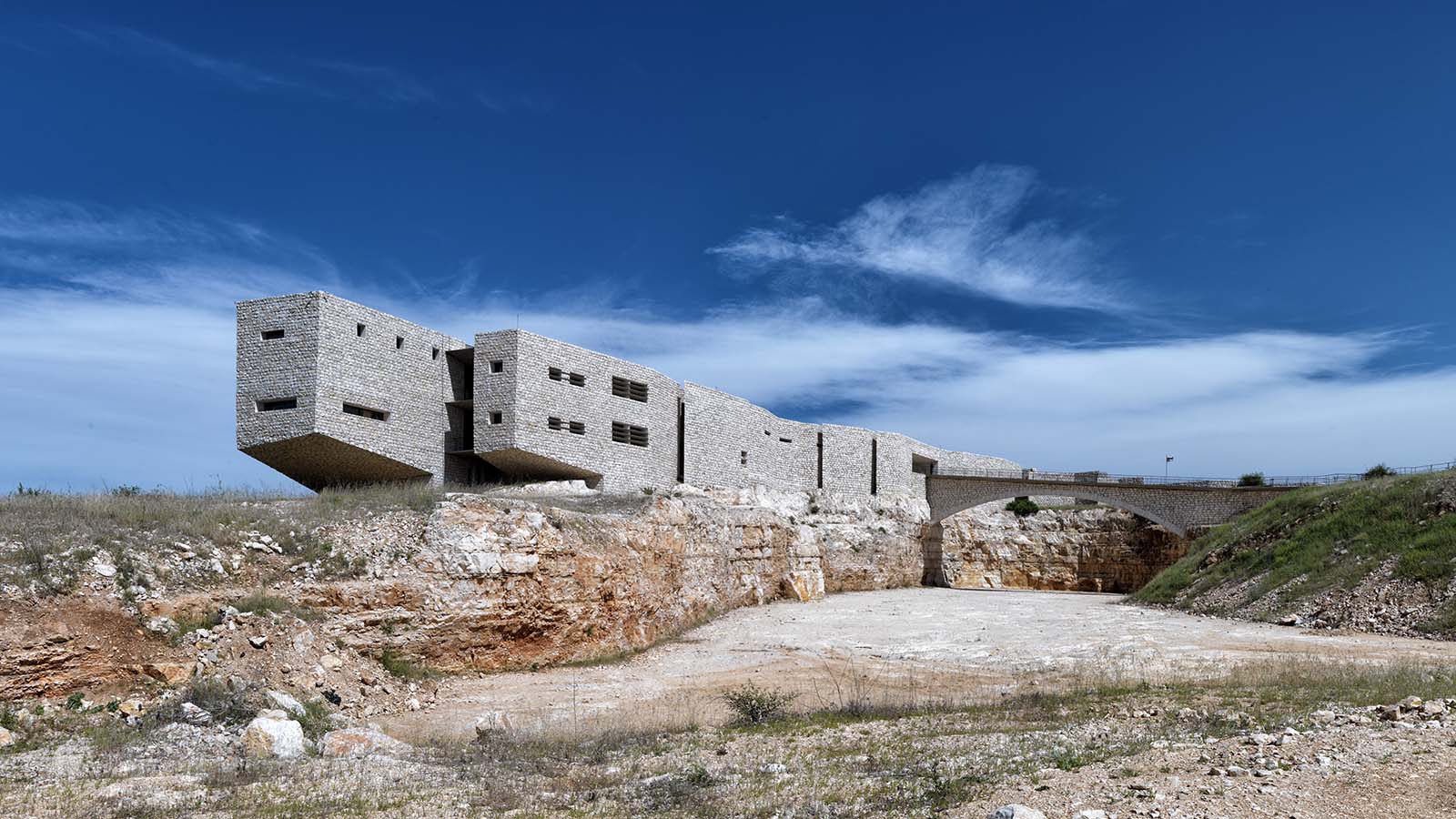 Retrospective: Khammash Architects - Architectural Review