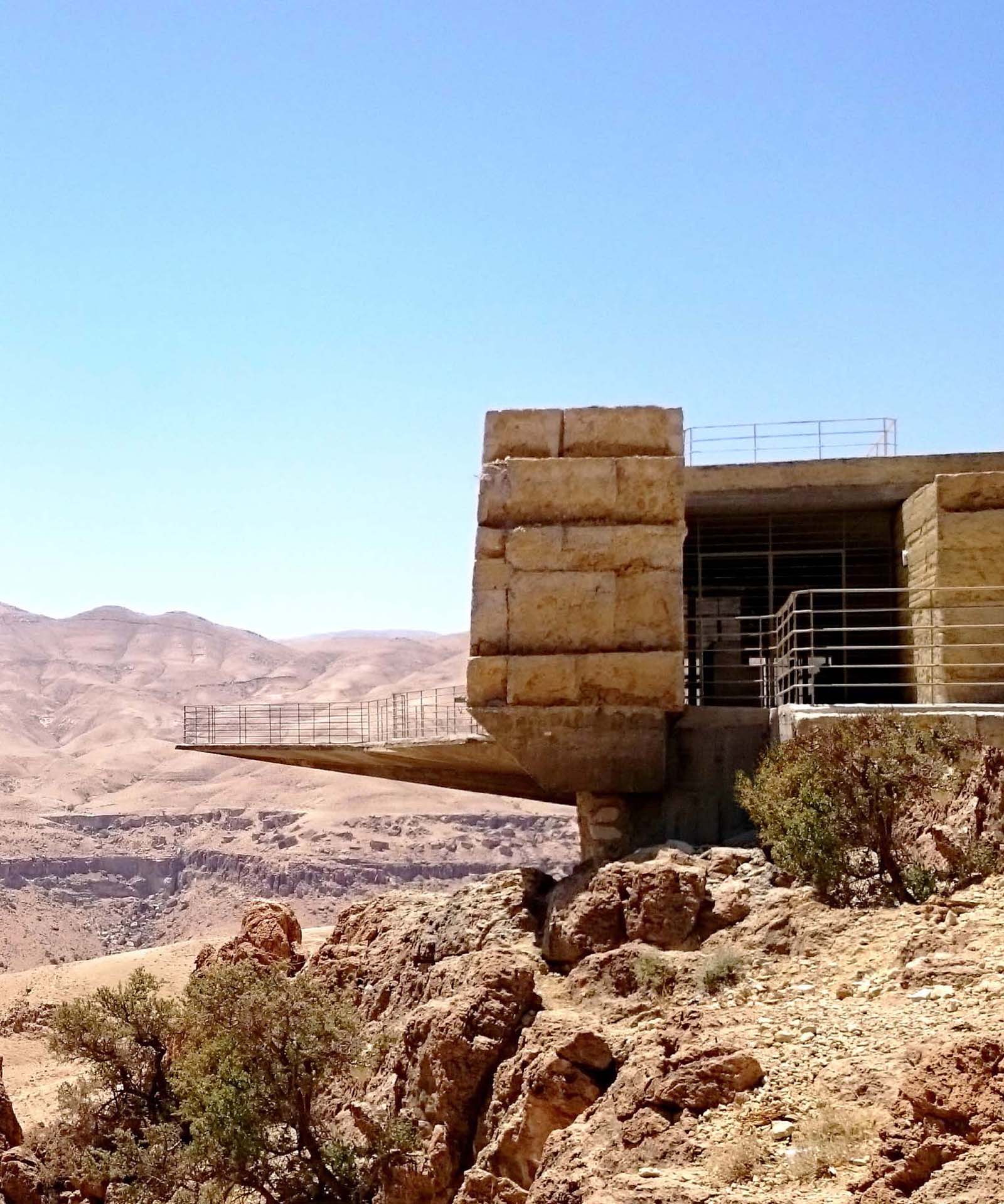 Retrospective: Khammash Architects - Architectural Review