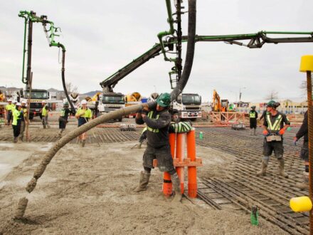 Christchurch earthquake recovery takes shape with huge concrete pour ...