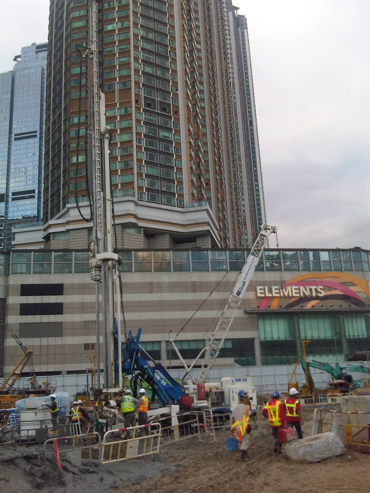 Temporary works completion for Hong Kong station | Ground Engineering