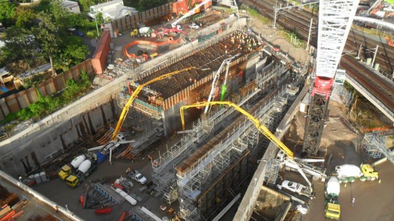 Developments in the jacked-concept for urban shallow tunnels | Ground ...