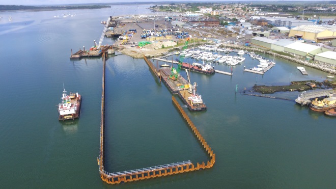 Piling and foundations: Straight gate | Ground Engineering