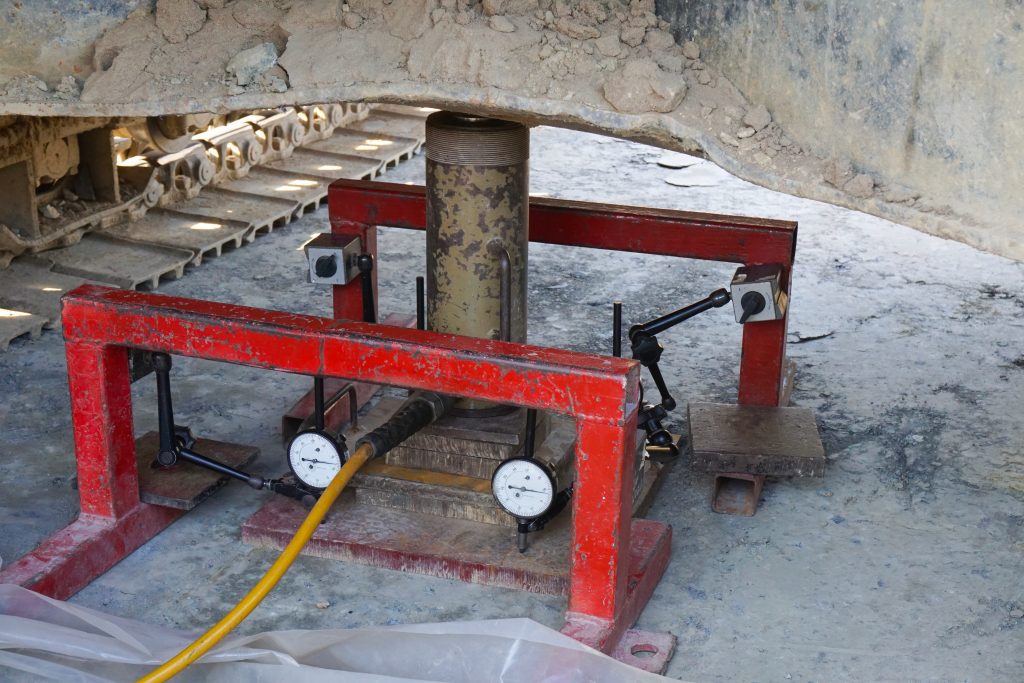 31 October: Shallow foundation capacity – bearing strength surface ...