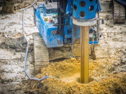 Land-based piling industry called to emulate offshore savings | Ground ...