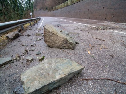 Rockfall warning system “fills a critical gap” | Ground Engineering (GE)