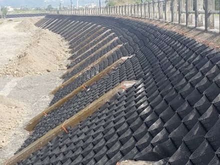 US develops plans for world’s first geocell standard | Ground ...