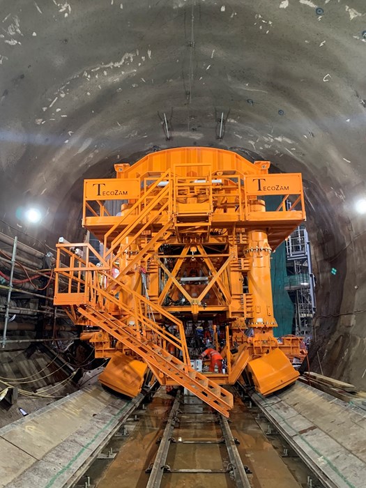 Tideway tunnel secondary lining shutter lowered | Ground Engineering