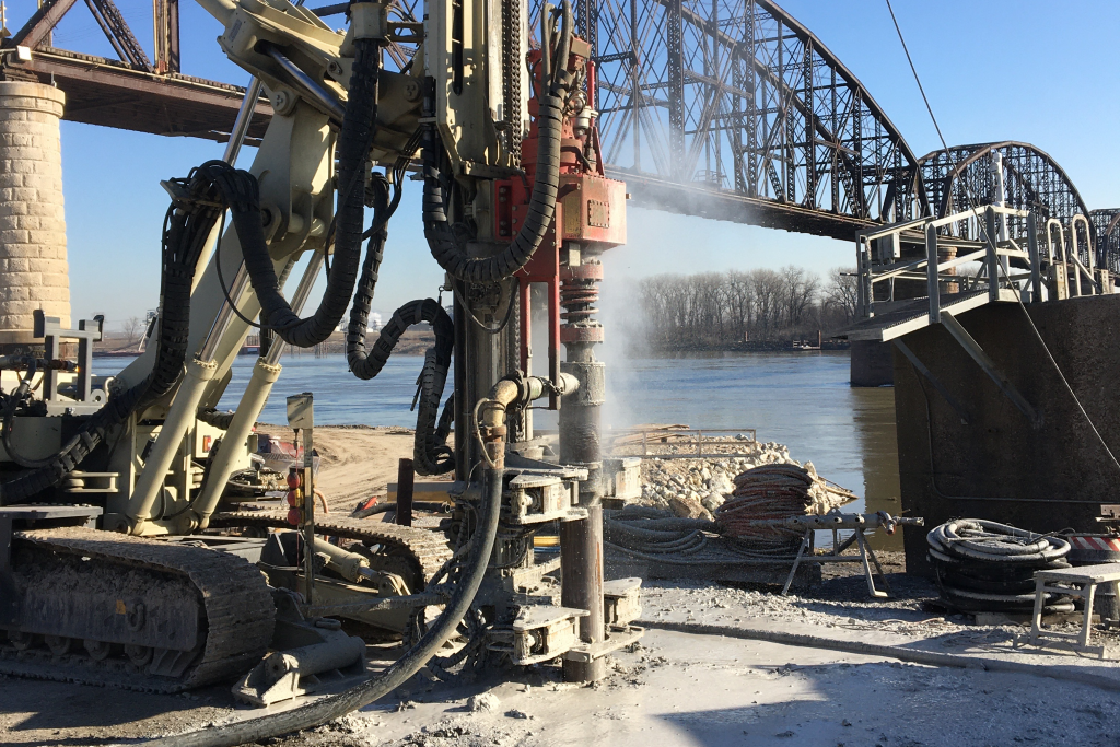 Piling: Mississippi River rail bridge retrofit | Ground Engineering