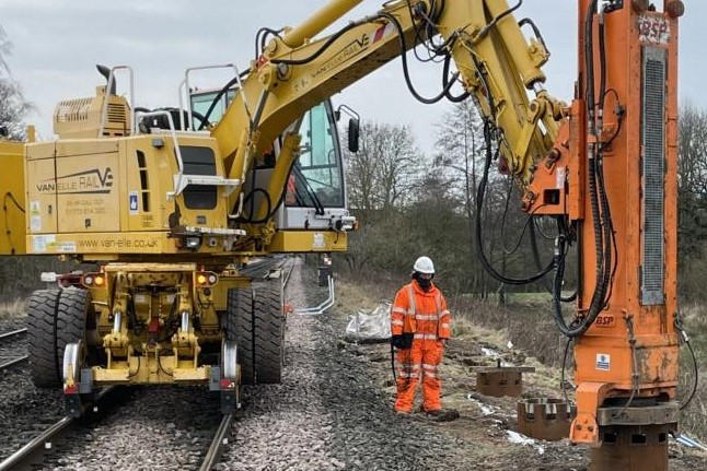 Van Elle piles in to support HS2 | Ground Engineering