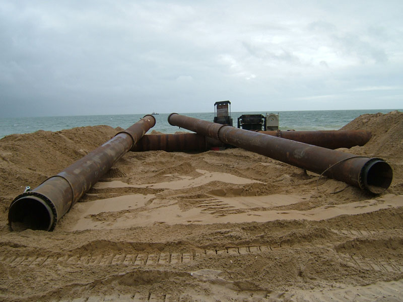 Piling completed for Poole beach groynes | Ground Engineering