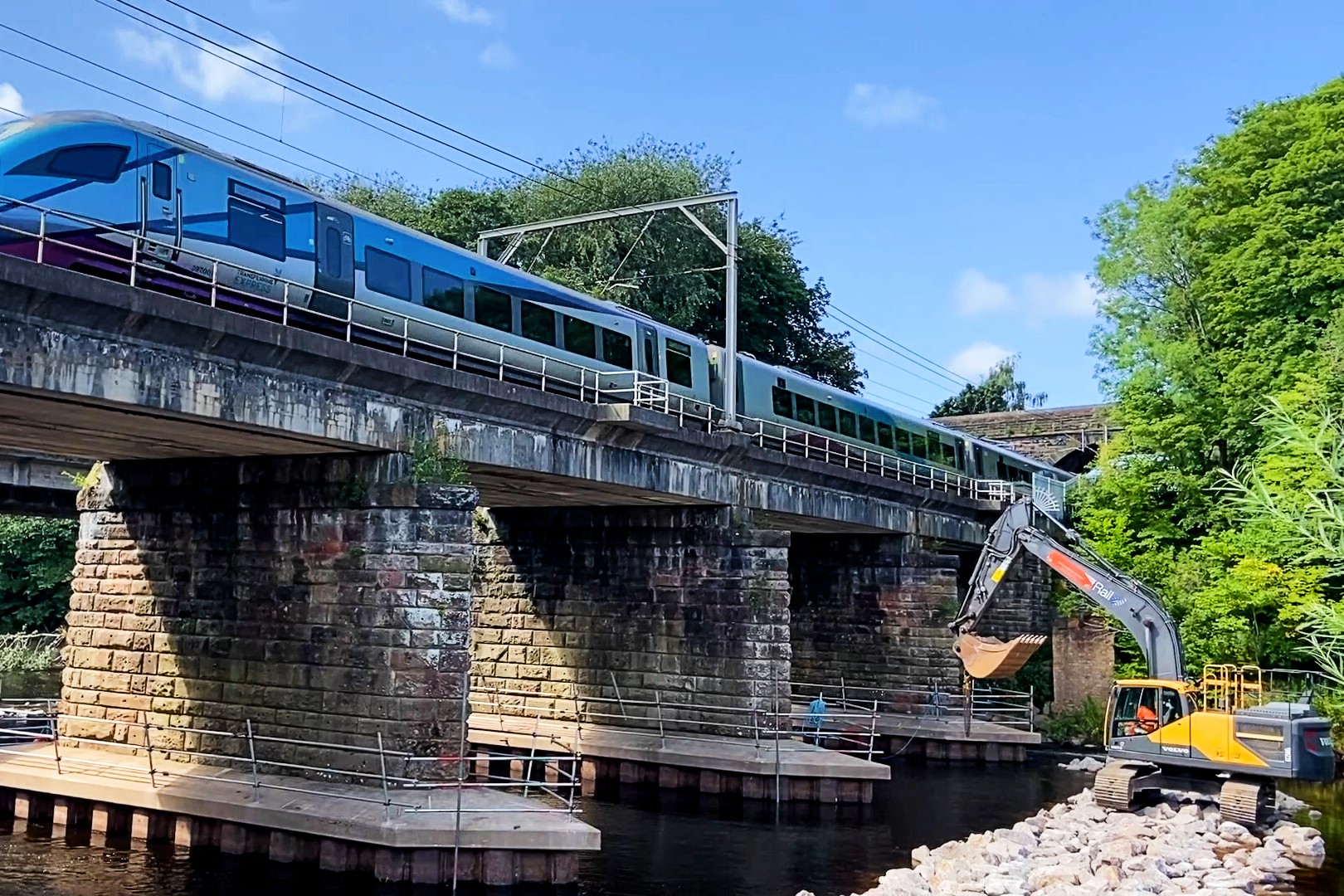 West Coast main line viaducts supported by underwater concrete pour ...