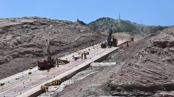 Grouting: Colorado's record breaking dam rises from its foundations ...