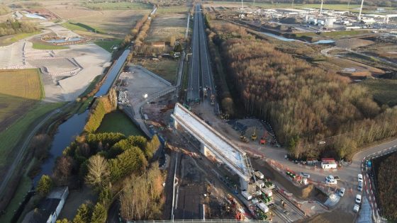 HS2 completes world’s longest box bridge slide in Warwickshire | Ground ...