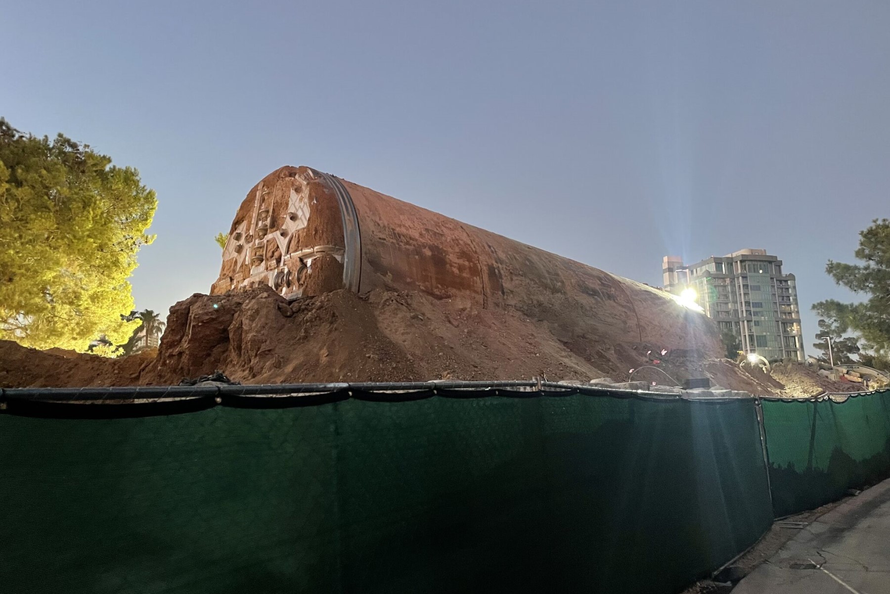 The Boring Company celebrates tunnelling milestone on Vegas Loop ...