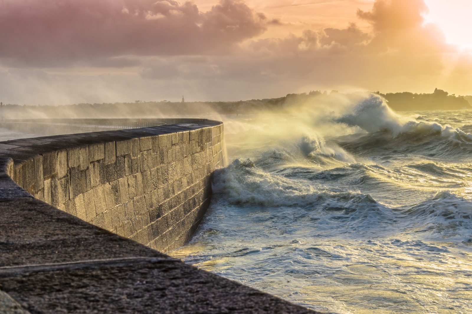 Heriot-Watt University and Virginia Tech launch sea wall resilience ...