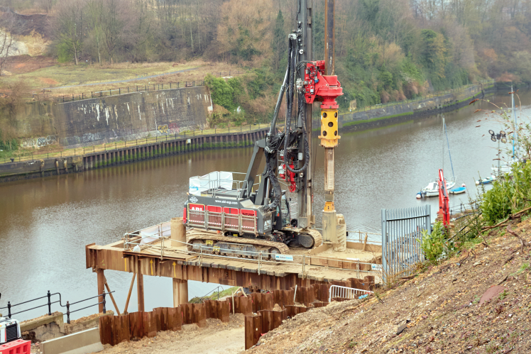 Volker Stevin installs piles for Sunderland’s new Wear footbridge using ...