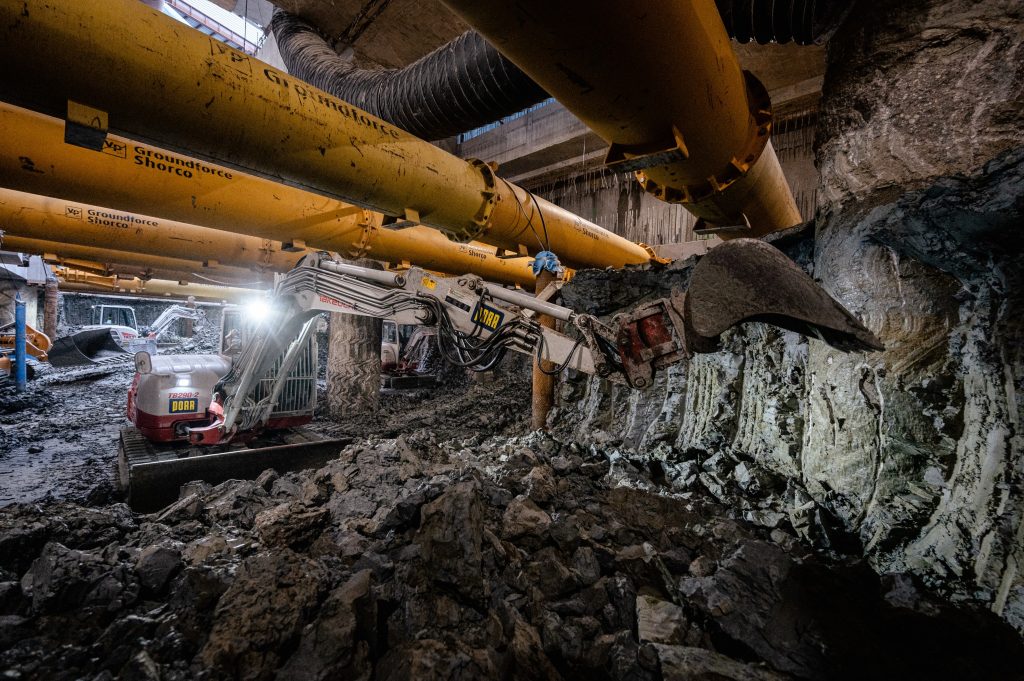 Deep excavations: Complex propping on Vienna's metro expansion | Ground ...