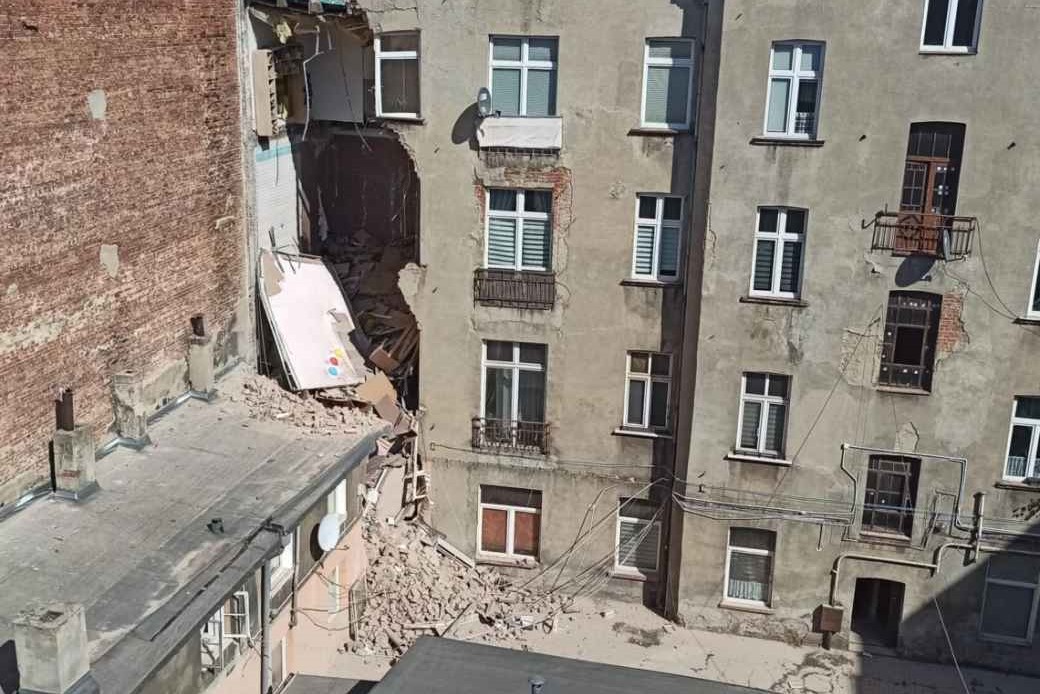 Importance of ‘strict risk management’ after Poland building collapses ...