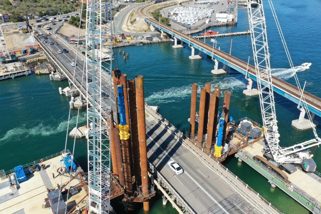 Perth’s £206M Fremantle Traffic Bridge project approaches piling ...