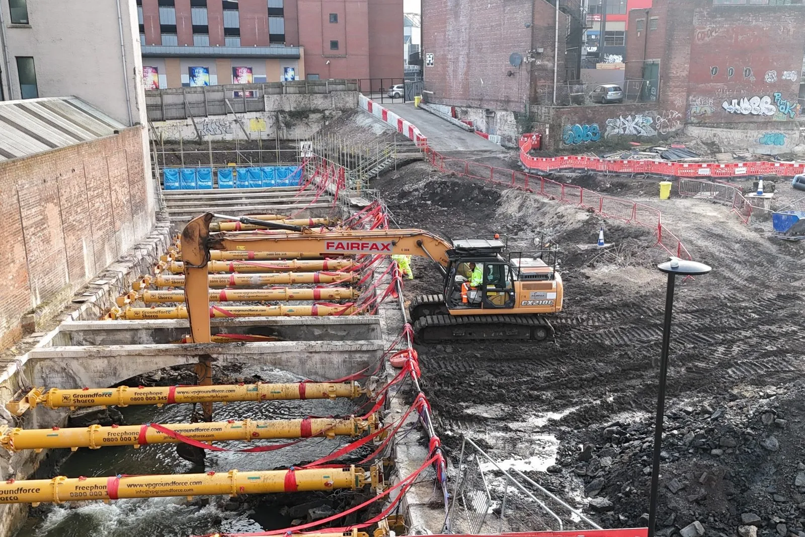River retaining wall support for Sheffield’s Castlegate redevelopment ...