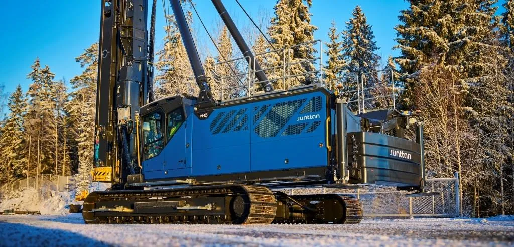 Junttan launches pile driving rig with hydraulically locking leader ...