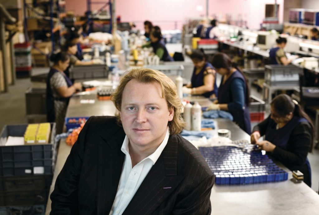 Reuse v recycling | MRW