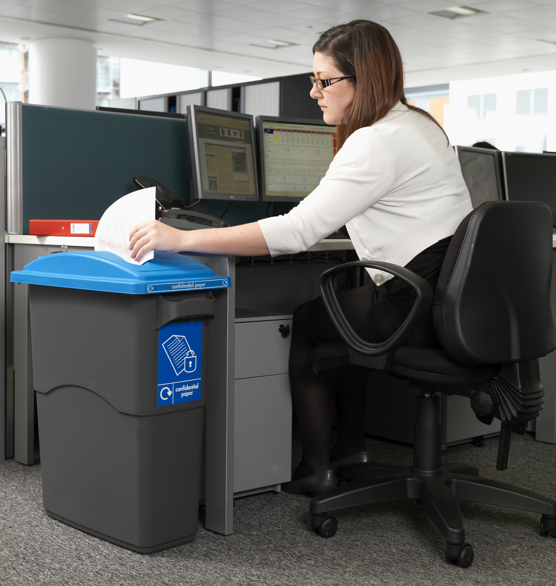 The Rubbish Economy | MRW