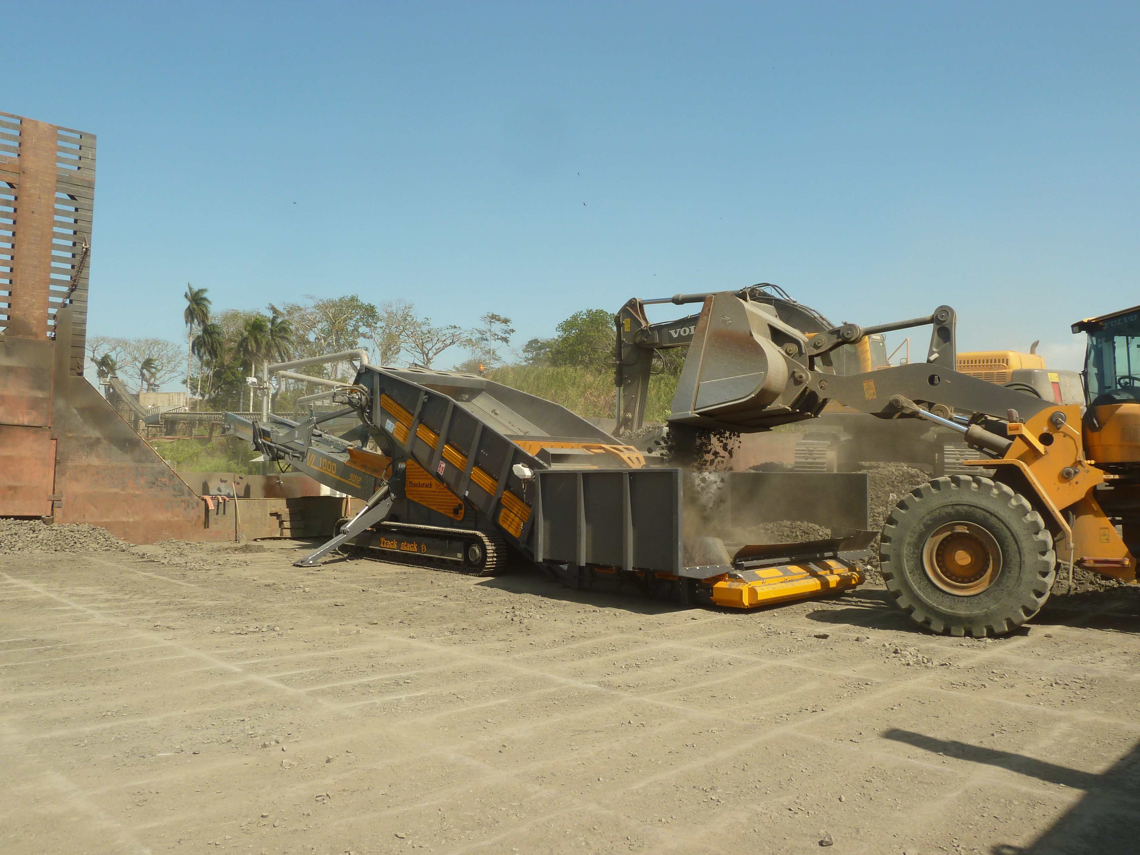 Kit: Trackstack | MRW