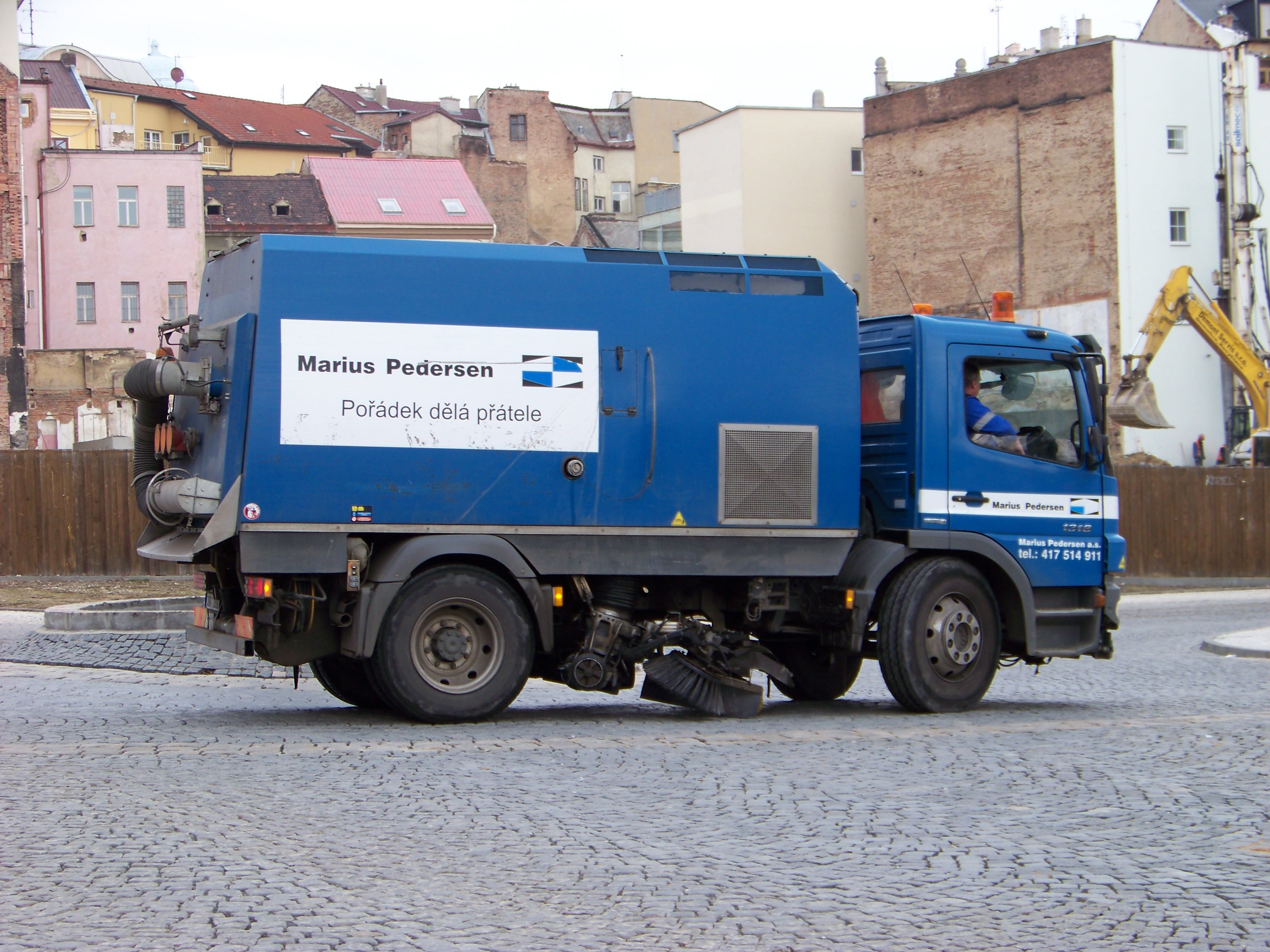 Marius Pedersen Logo