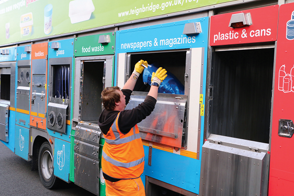 RCV stores materials in compartments to ensure quality | MRW